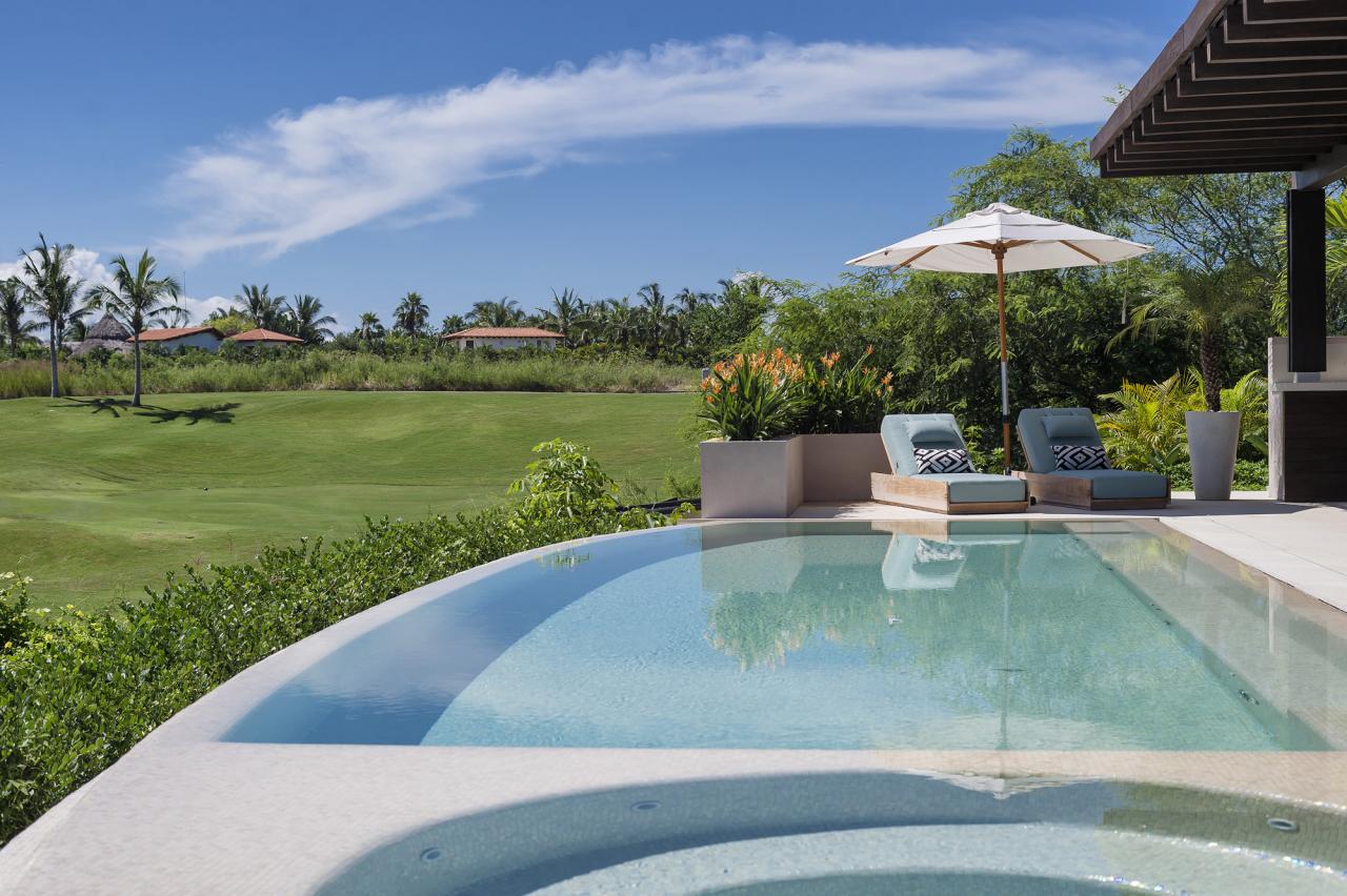 Tres Amores is a four bedroom Punta Mita vacation condo